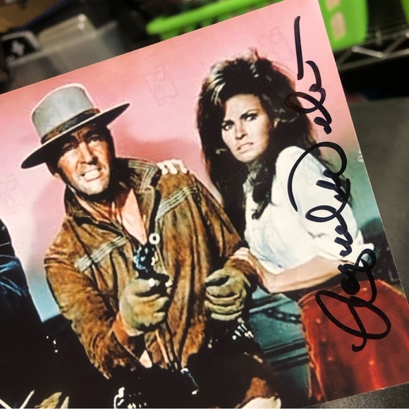 Other | Raquel Welch Hand Signed Autograph 4x6 Photo Golden Globe ...